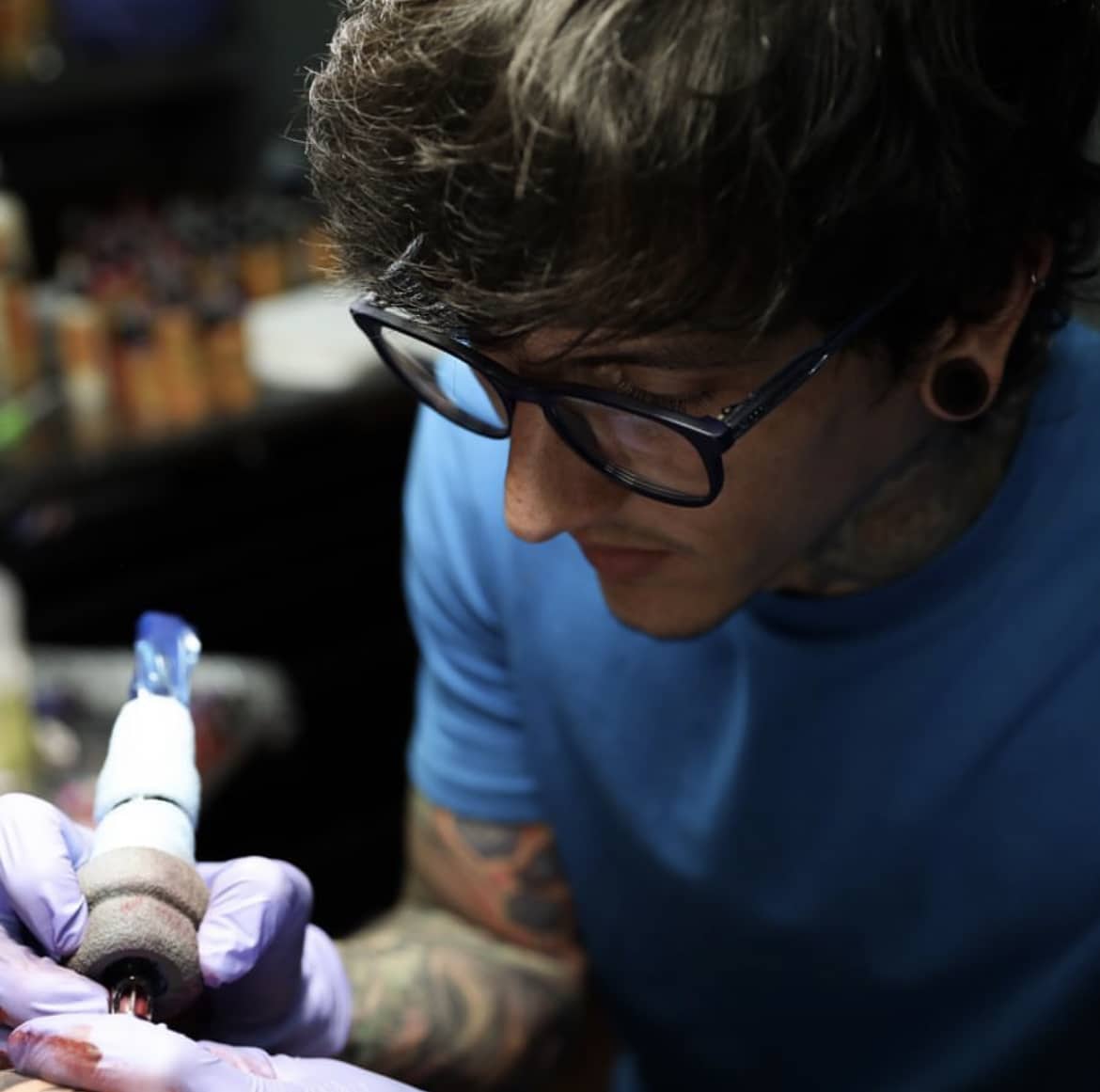 Andrés Acosta, pionero del tatuaje surrealista.