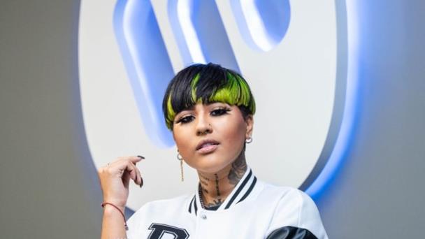 Elysanji lanza Encerra en casa, su primer tema bajo el sello de Warner ...